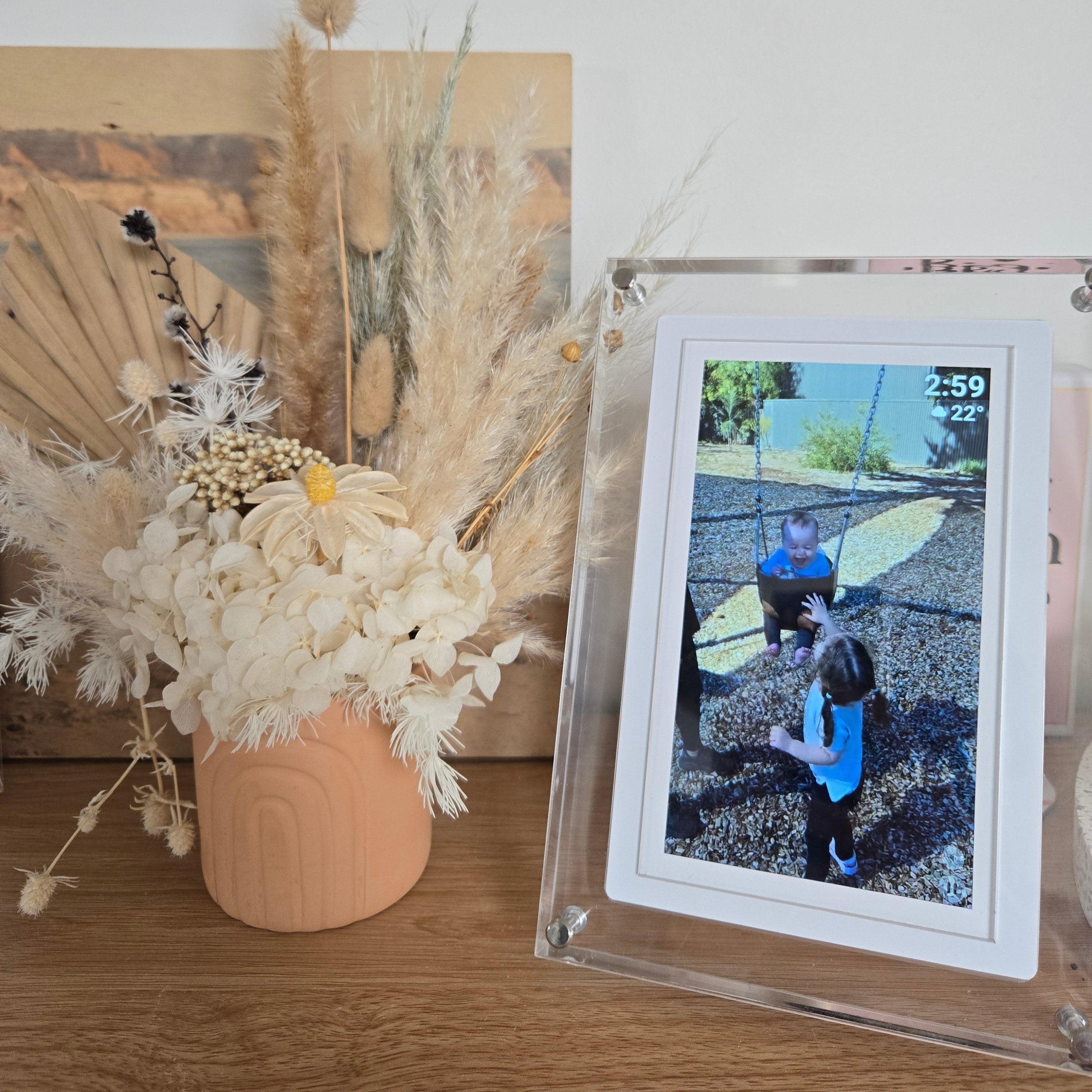 Motion Video Frame 7 - The Instant Wi-Fi Frame for Memories – The ...